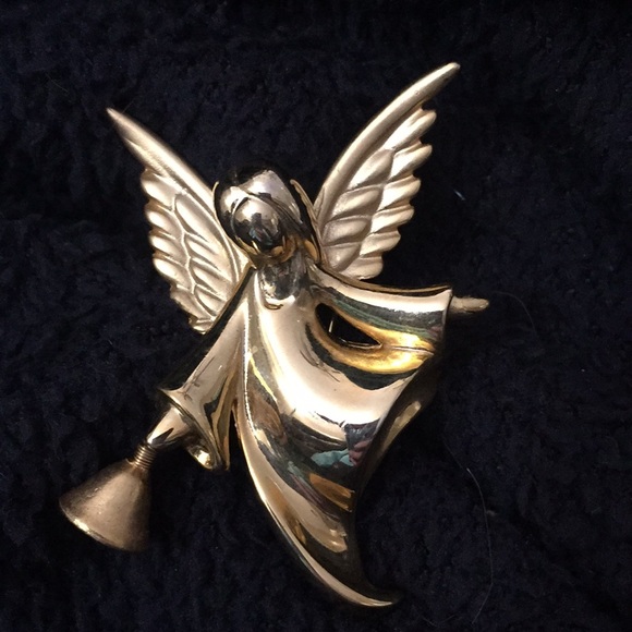 Jewelry | Gold Angel Pin | Poshmark
